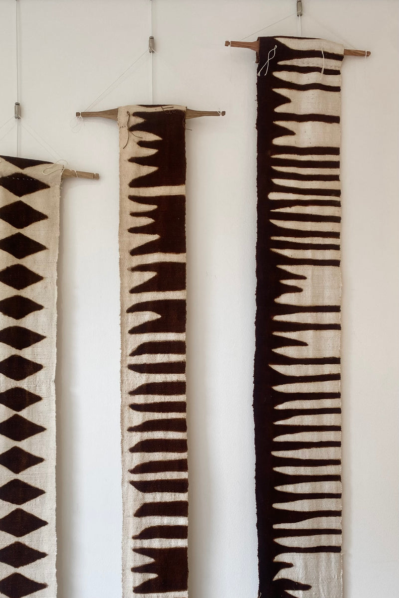 Totem Bogolan Swing White-Terra – Sandra Serraf